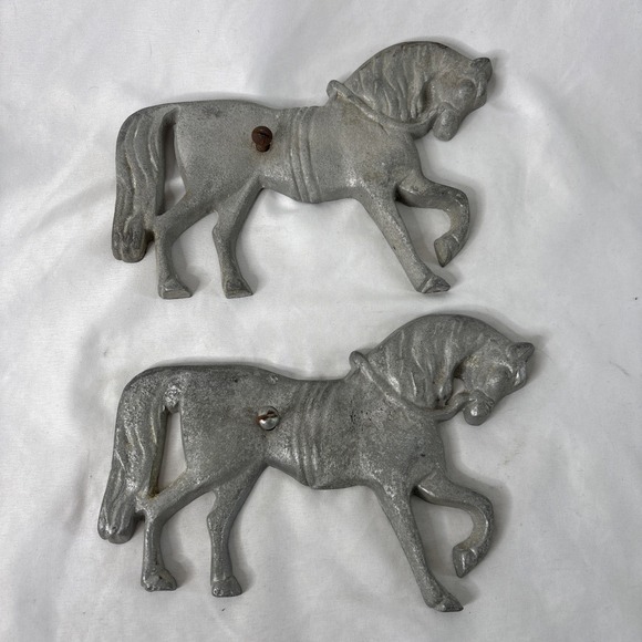 Wall Decor | Vintage Cast Metal Horse Wall Barn Gate Door Plaques Set ...